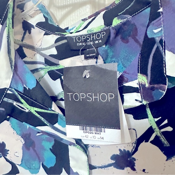 Topshop | Tops | Nwt Topshop Petite Blue Floral Cropped Button Down ...
